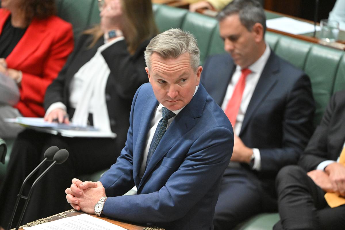 Chris Bowen shrugs off dual role criticism | The Saturday Paper